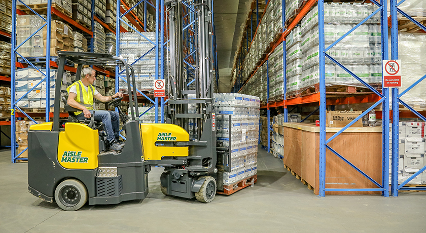 Benefits of Short Turning Radius Forklifts | Wolter Inc